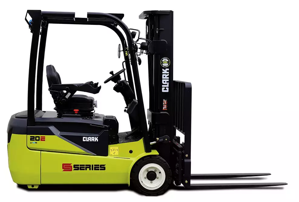 CLARK STE16-20: Electric Forklift 1,600 - 2,000 kg