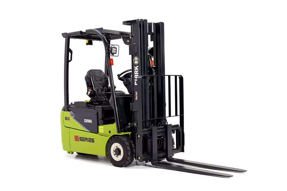 CLARK STE16-20: Electric Forklift 1,600 - 2,000 kg