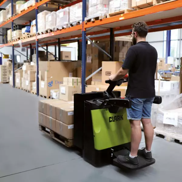 CLARK PPXS20: Electric low lift truck 2,000 kg